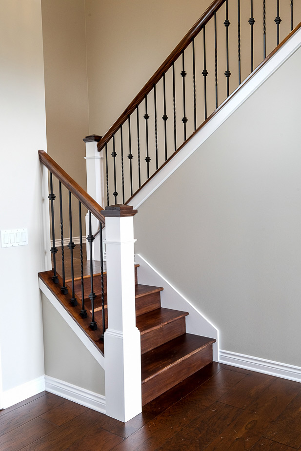 staircase-mobile - Pennings & Sons